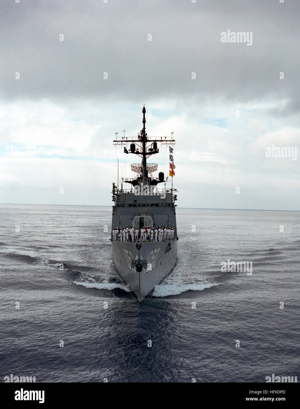 A bow view of the frigate USS ALBERT DAVID (FF 1050) underway off the ...