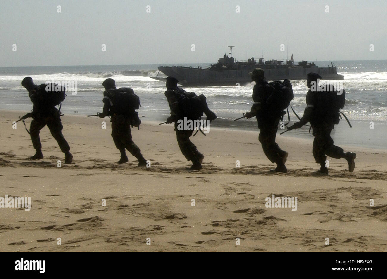 Ghanaian armed force hi-res stock photography and images - Alamy