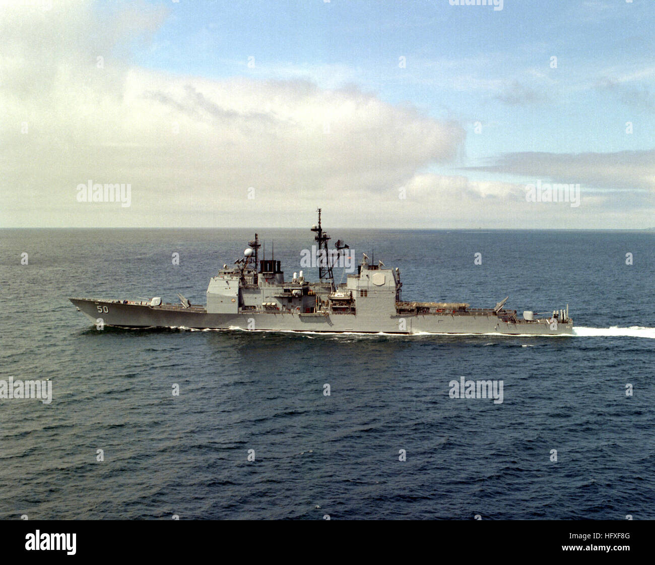 Uss valley forge hi-res stock photography and images - Alamy