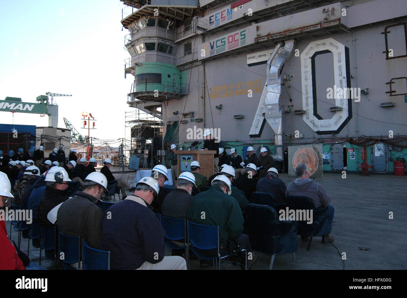 Northrop grumman newport news shipyard hi-res stock photography and ...