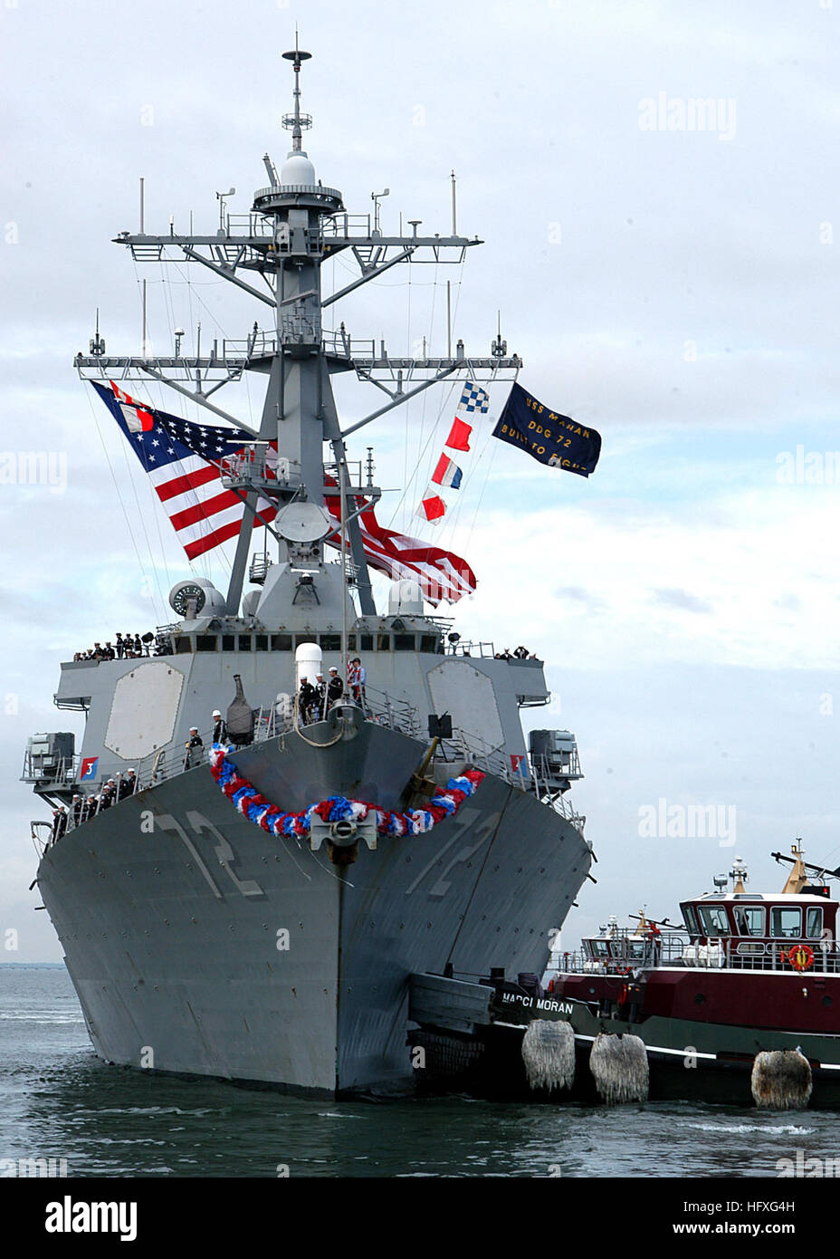 Guided missile destroyer USS Mahan (DDG 72) returns to Naval Station ...