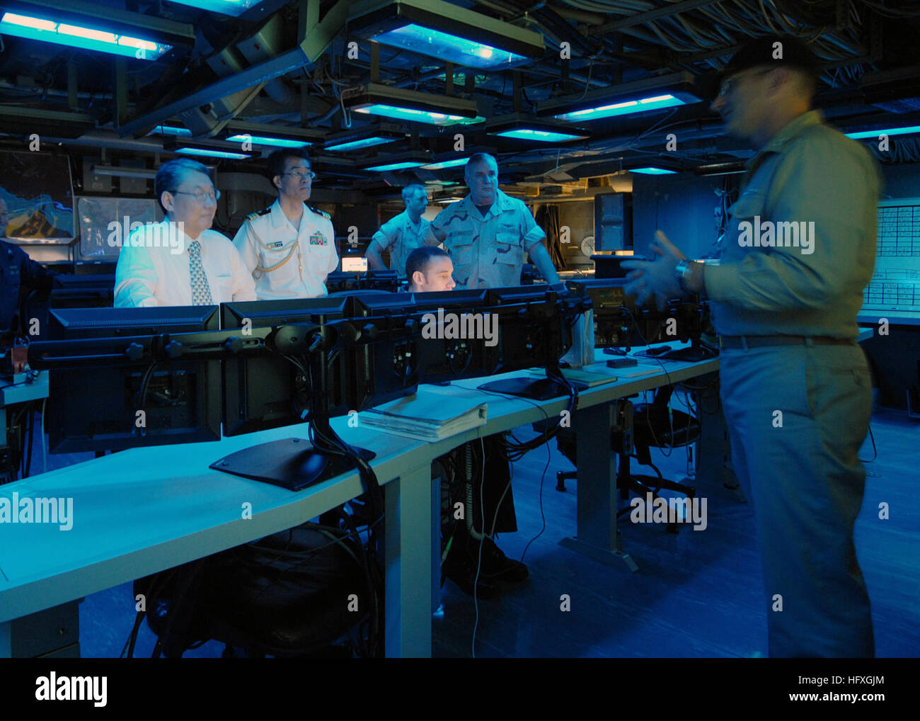 Commander amphibious squadron phibron 7 hi-res stock photography and ...