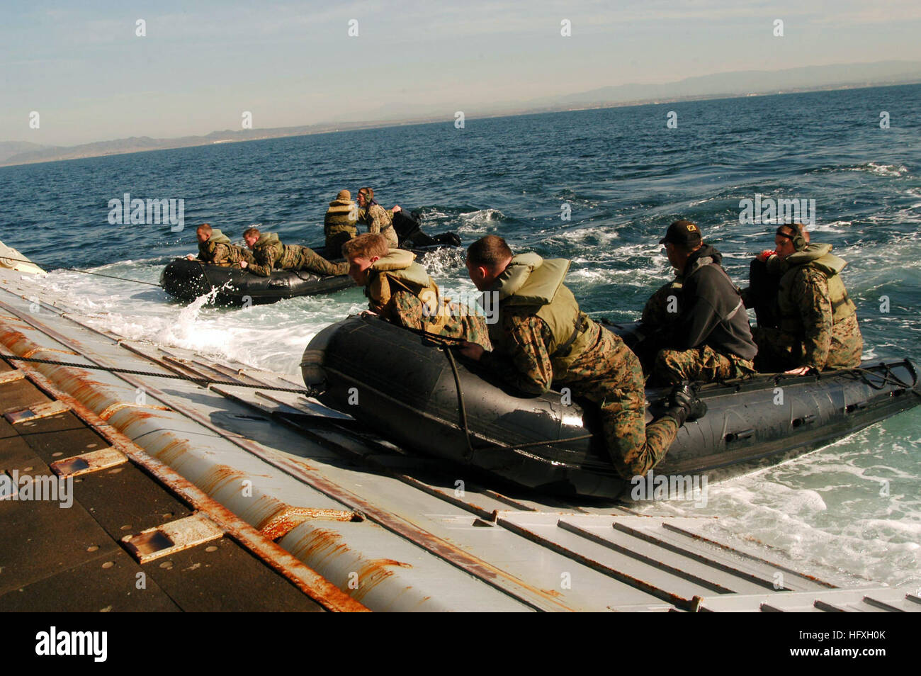 Inflatable craft hi-res stock photography and images - Alamy