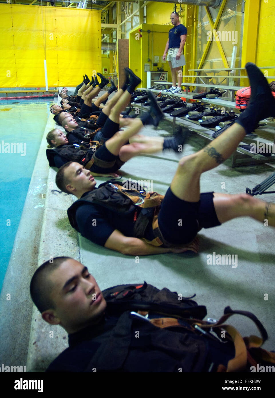 Aviation rescue swimmer school hi-res stock photography and images - Alamy