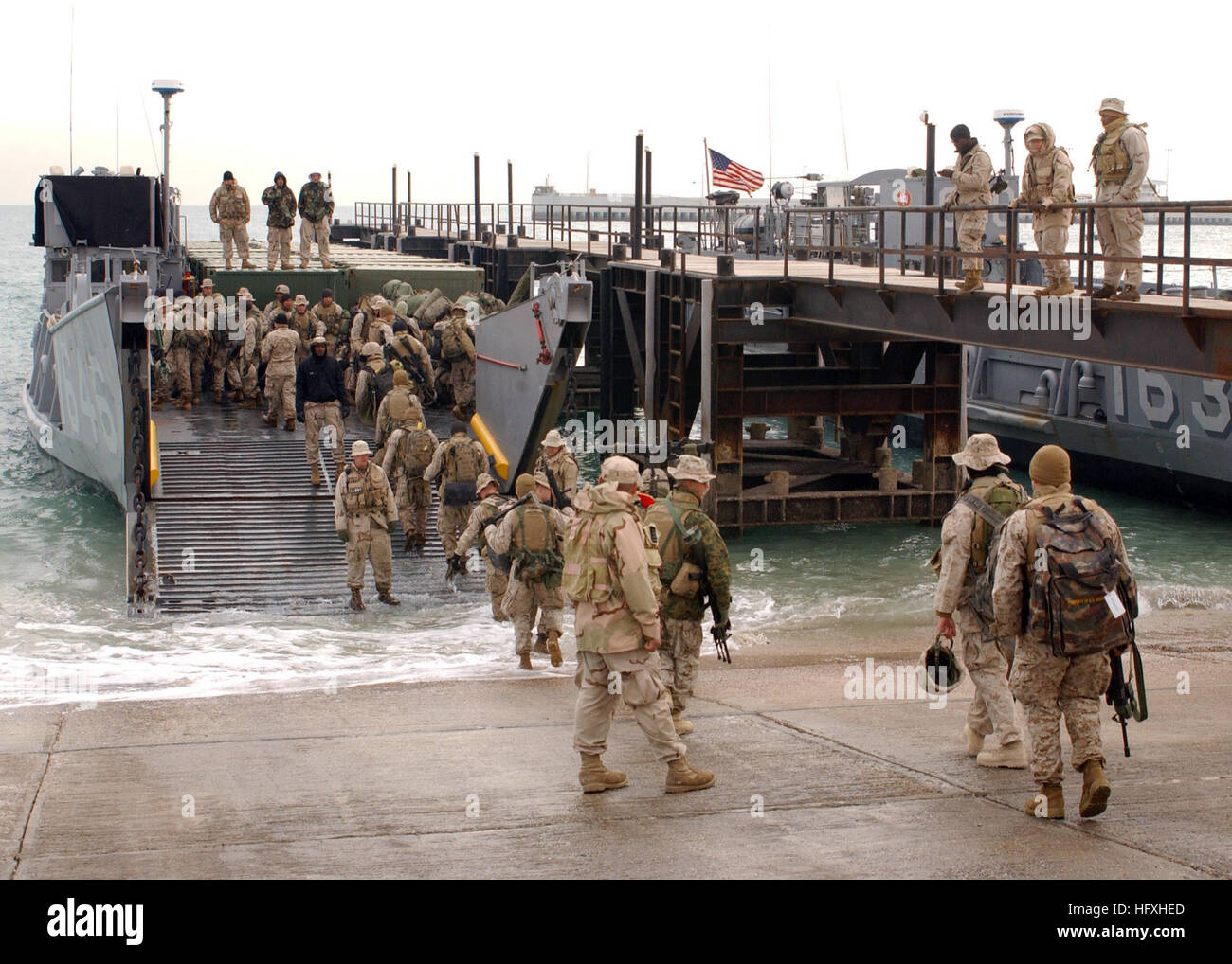 051228-N-1941M-005 Kuwait Naval Base, Kuwait (Dec. 28, 2006) - Beach ...