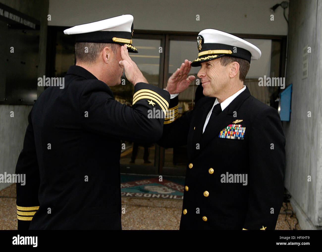 Former us naval building hi-res stock photography and images - Alamy