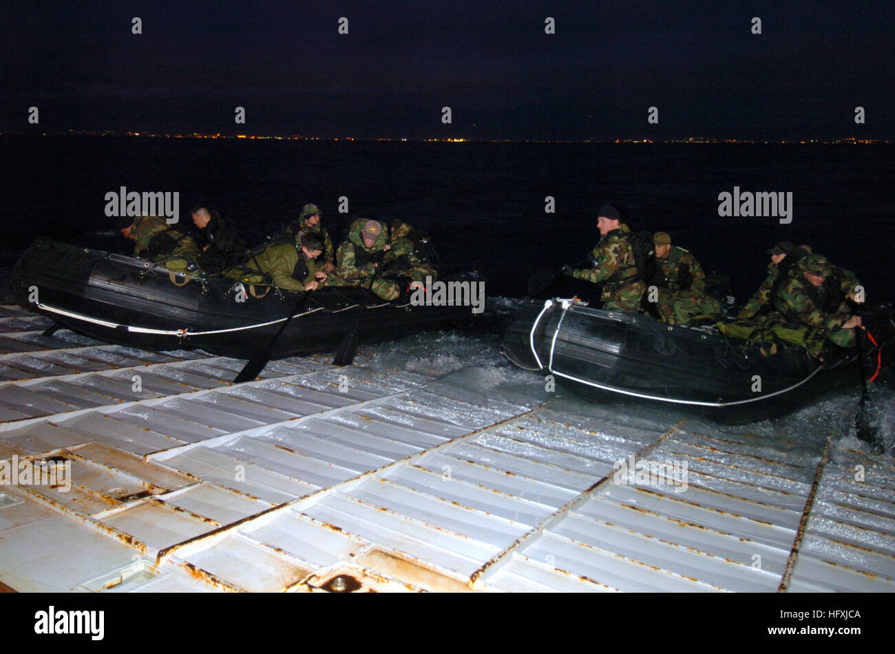 Counter stern hi-res stock photography and images - Alamy