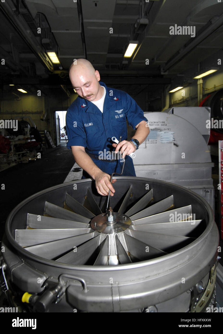 F a 18e super hornet engine hi-res stock photography and images - Alamy