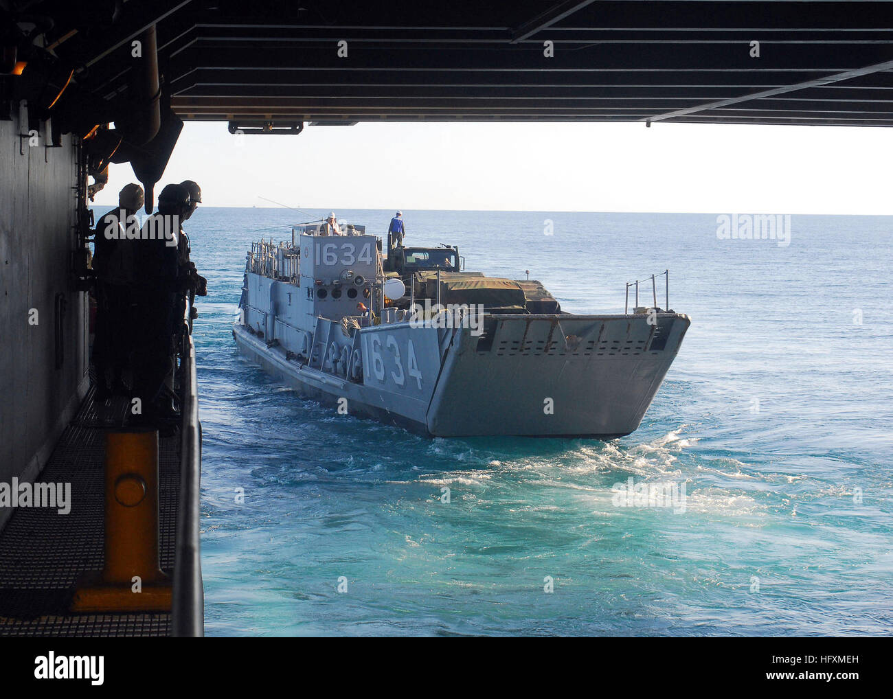 Landing craft utility lcu 1634 hi-res stock photography and images - Alamy