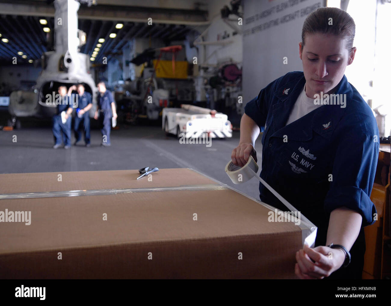 Uss essex lhd 2 hanger bay hi-res stock photography and images - Alamy