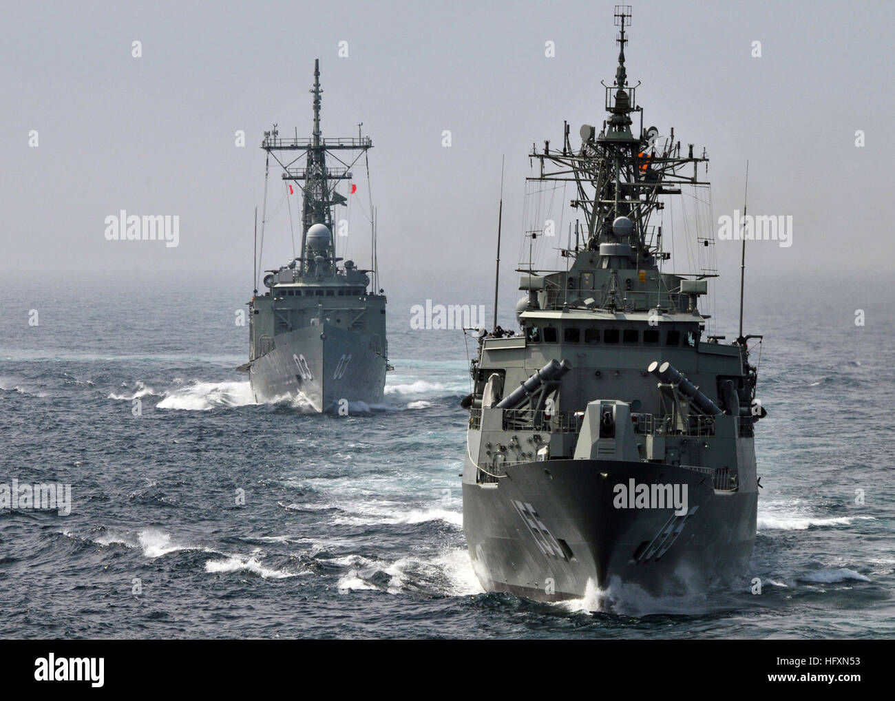 Australian navy ddg sydney hi-res stock photography and images - Alamy
