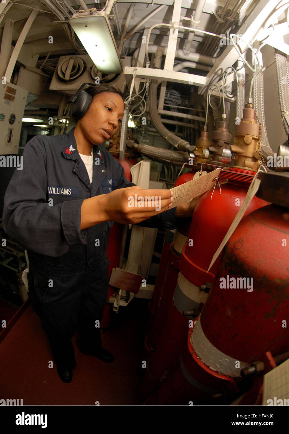 Halon bottles hi-res stock photography and images - Alamy