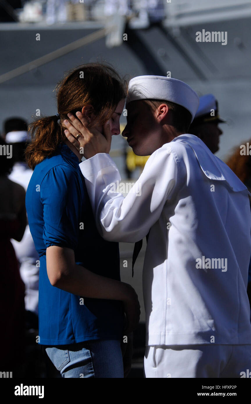 Uss chosin guided missile hi-res stock photography and images - Alamy