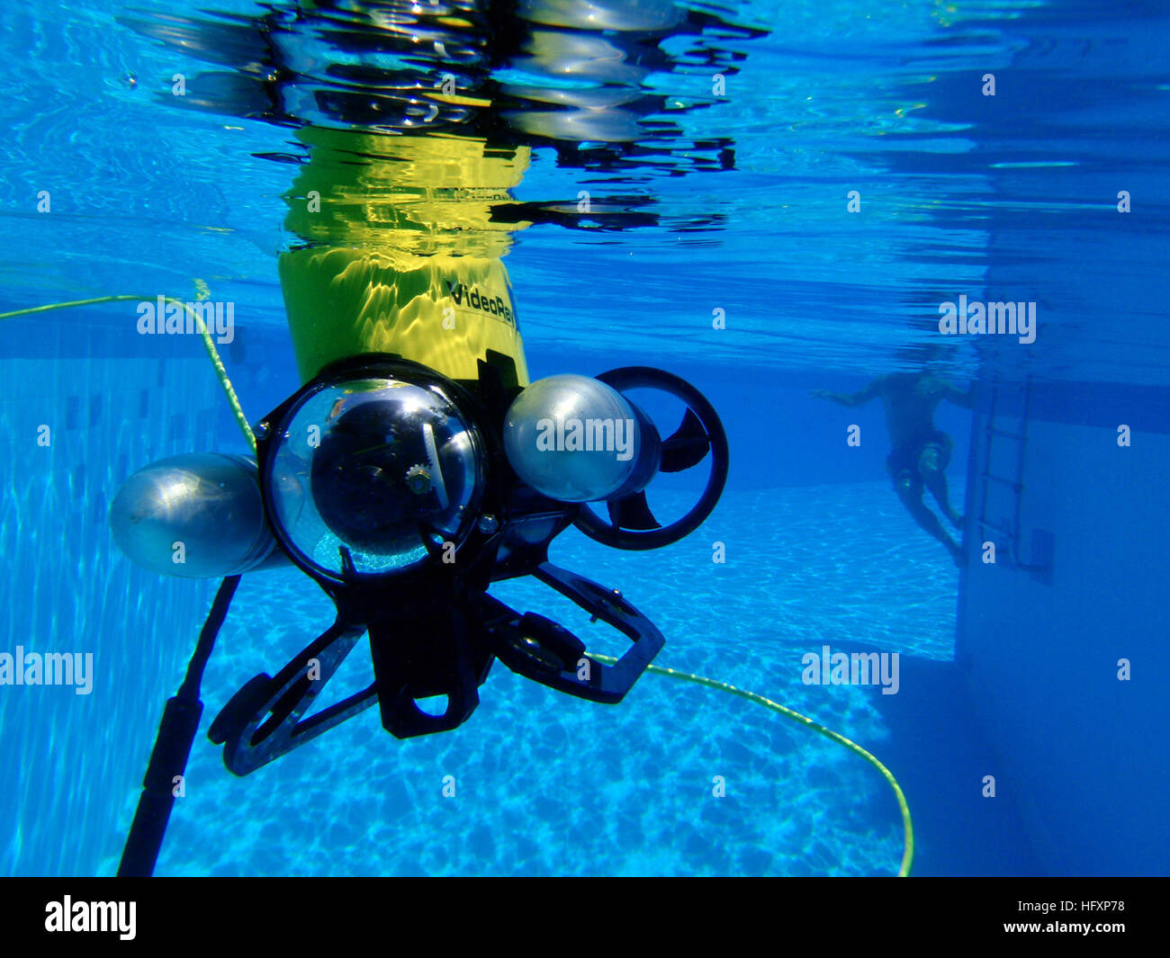 Underwater remote operated vehicles hi-res stock photography and images ...
