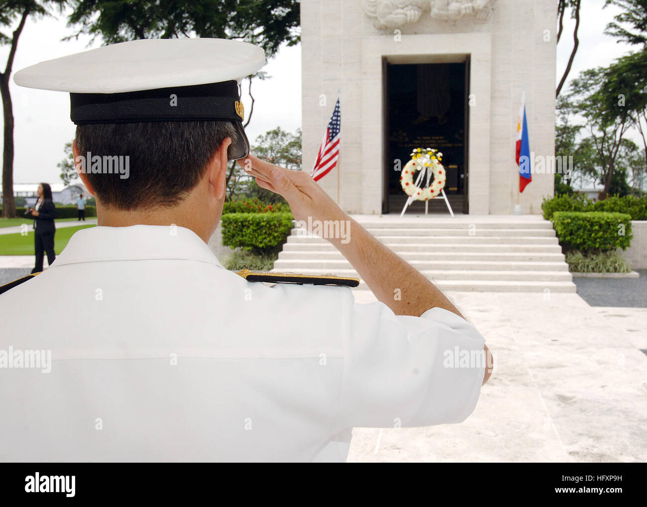 090812-N-7282P-045 MANILA, Philippines (Aug. 12, 2009) Rear Adm. Kevin ...