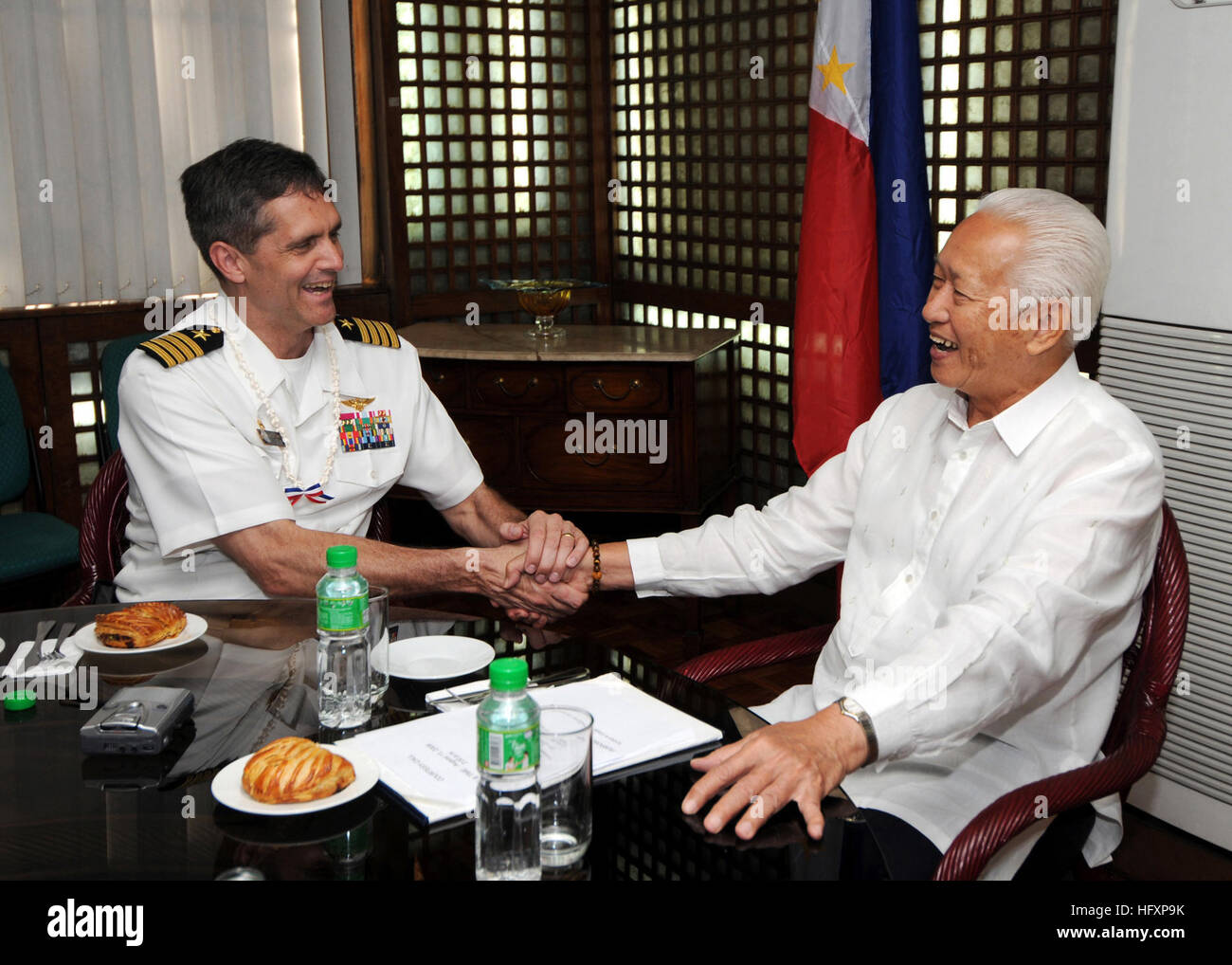 Uss geo hi-res stock photography and images - Alamy