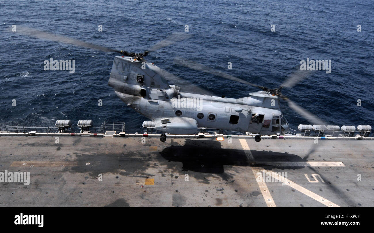 A Marine Corps CH-46 Sea Knight assigned to Helicopter Marine Medium ...