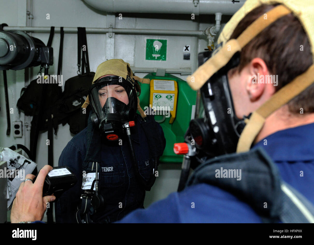 090825-N-7280V-084 BUSAN, Republic of Korea (Aug. 25, 2009) Machinist's ...