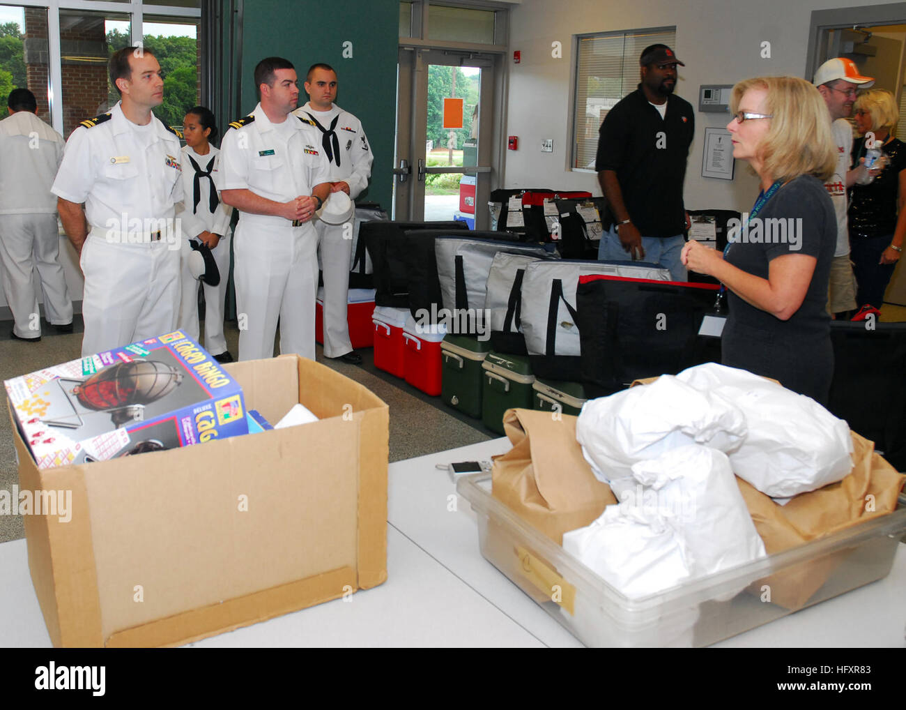 Navy recruiting district nashville hi-res stock photography and images ...