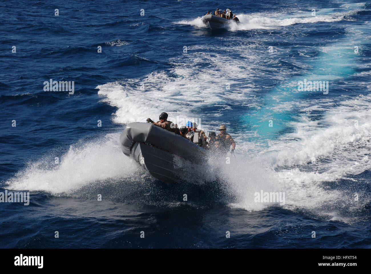 Us coast guard boarding team hi-res stock photography and images - Alamy