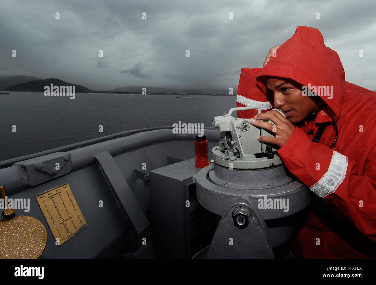 Gyrocompass hi-res stock photography and images - Alamy