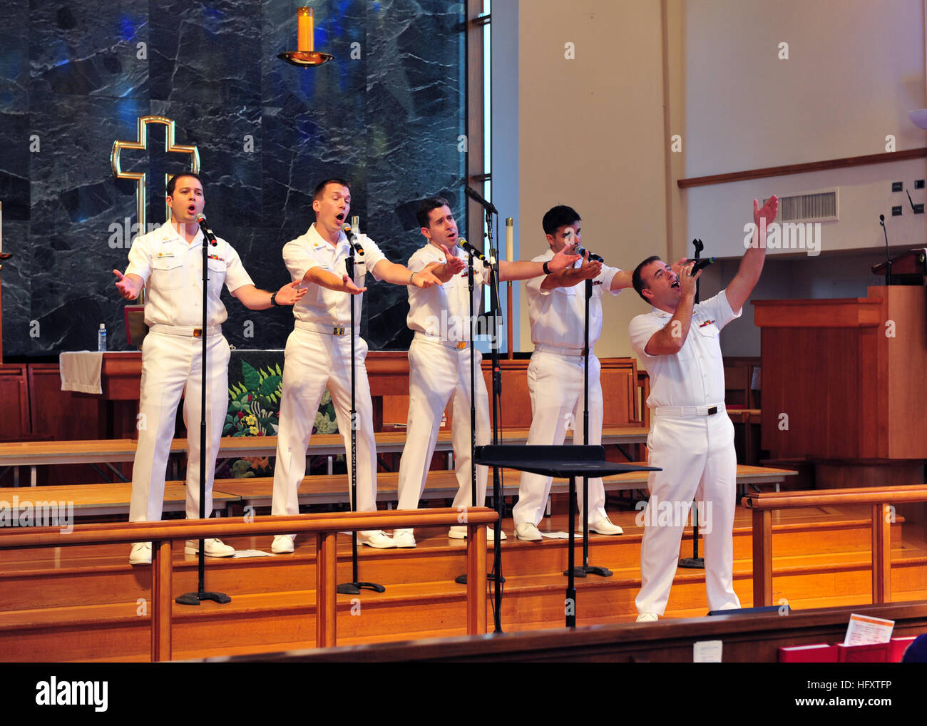 U s navy band sea chanters chorus hi-res stock photography and images ...