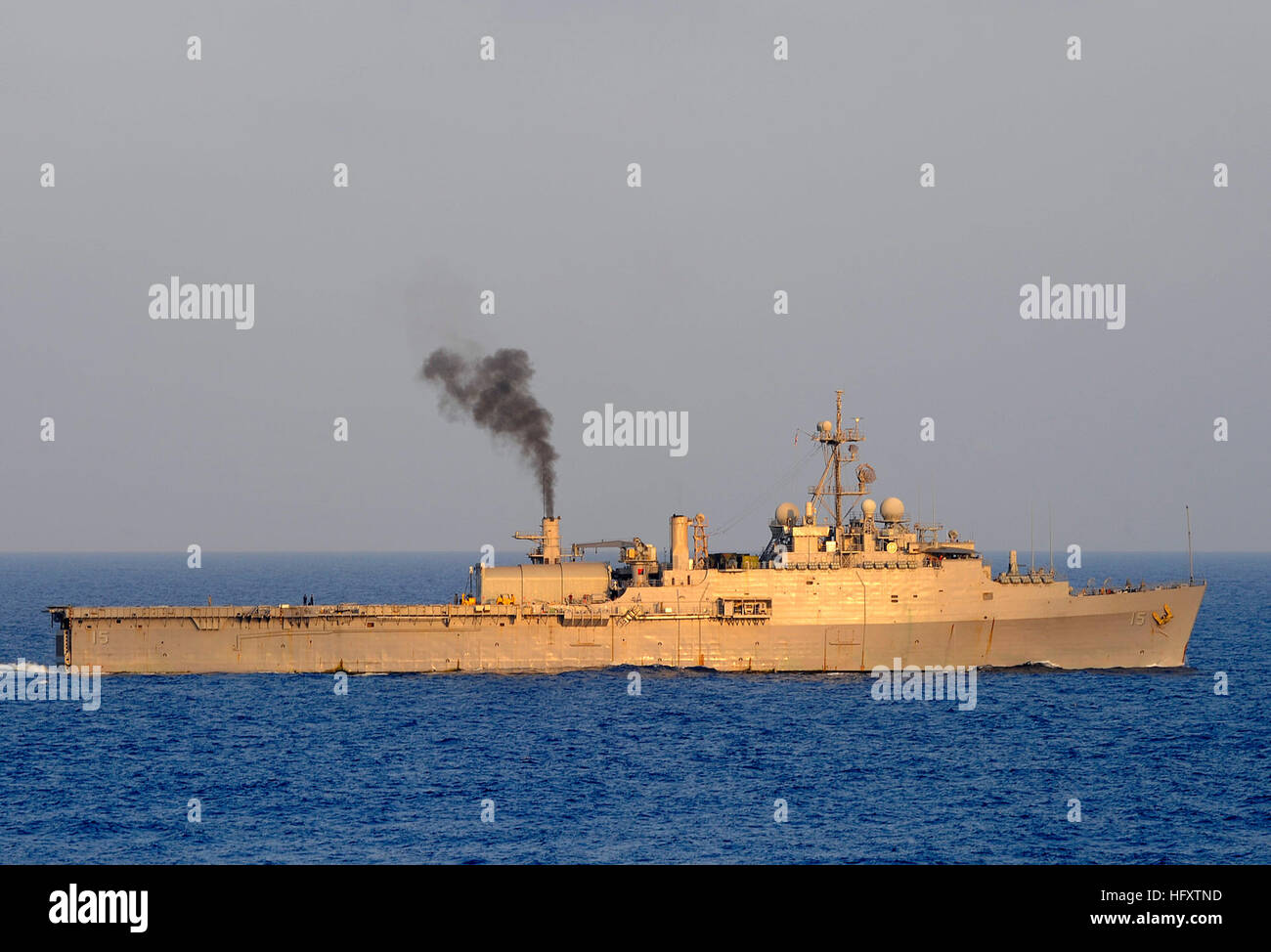 Amphibious transport dock uss ponce lpd 15 High Resolution Stock ...