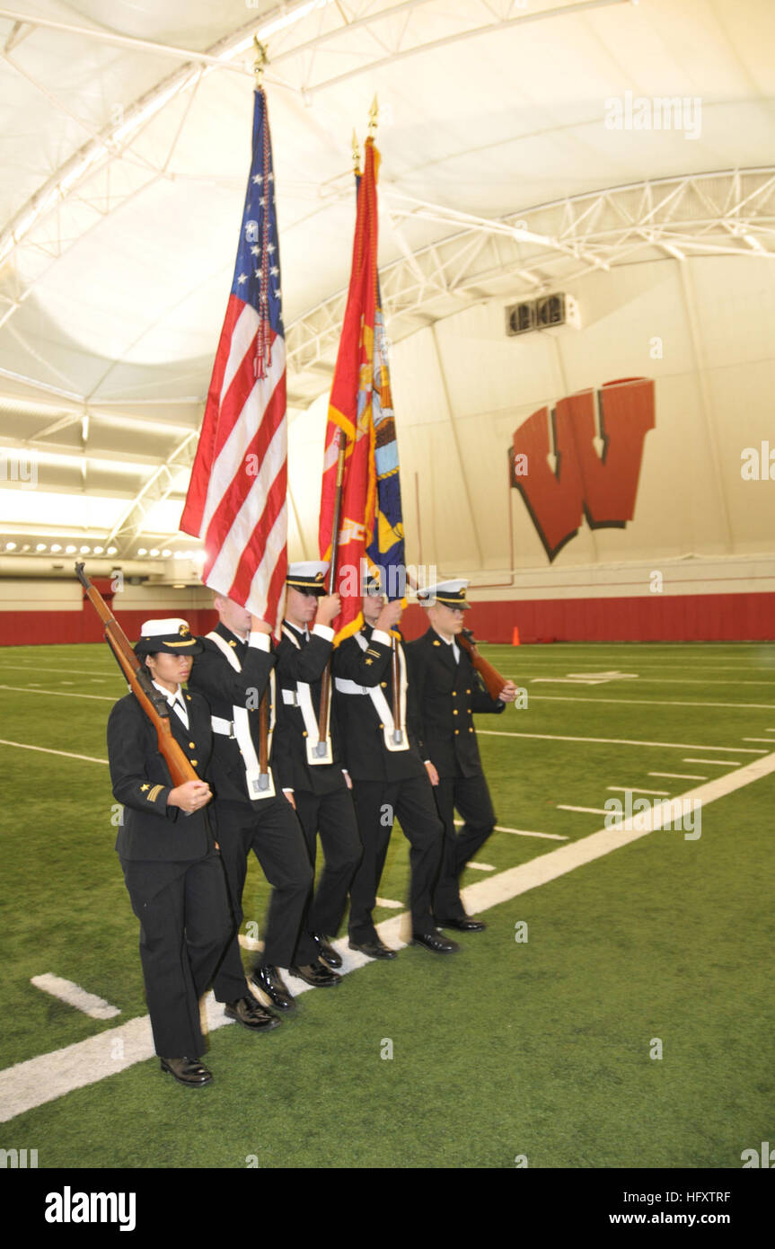 University of wisconsin rotc people hi-res stock photography and images ...