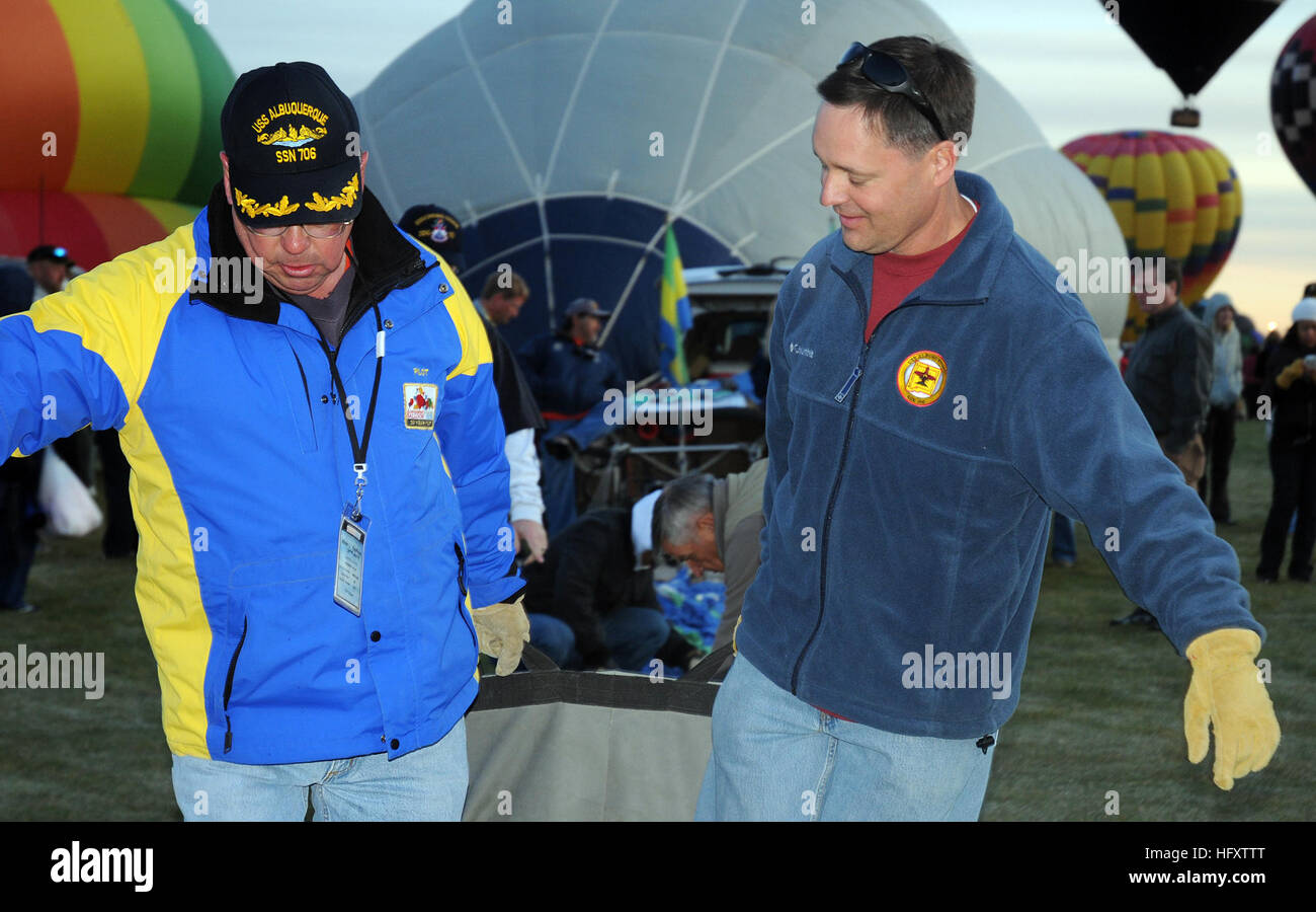 Uss albuquerque ssn 706 hi-res stock photography and images - Alamy