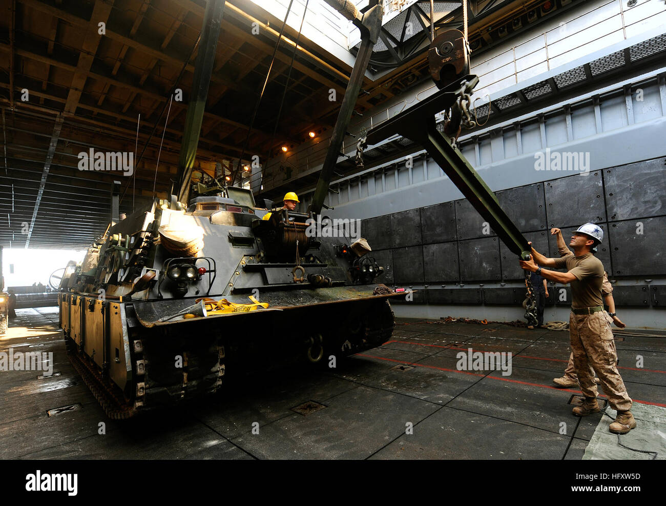 M88a2 hercules recovery vehicle hi-res stock photography and images - Alamy