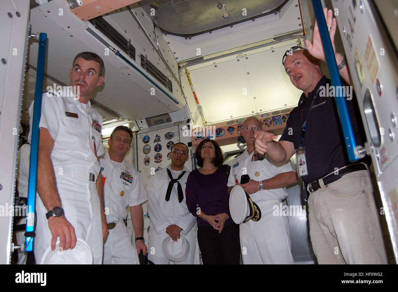Capt mark kelly nasa hi-res stock photography and images - Alamy