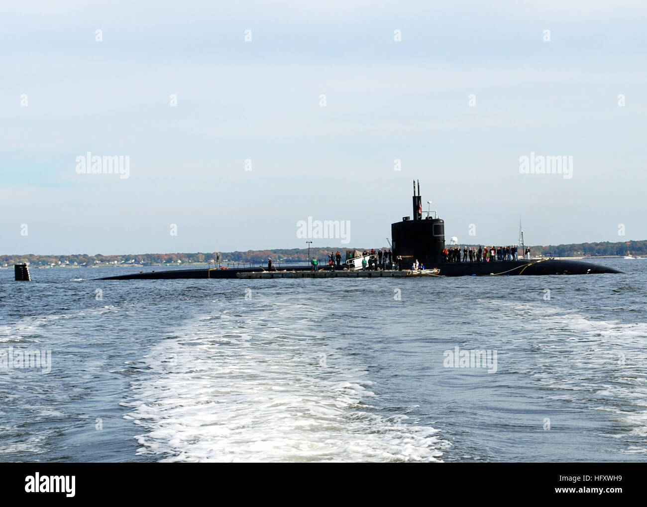The Los Angeles-class attack submarine USS Annapolis (SSN 760) is ...