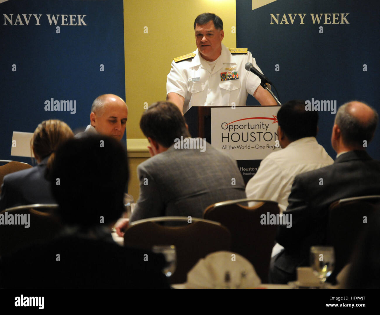 091027-N-5208T-001 HOUSTON (Oct. 27, 2009) Rear Adm. W. Mark Skinner ...