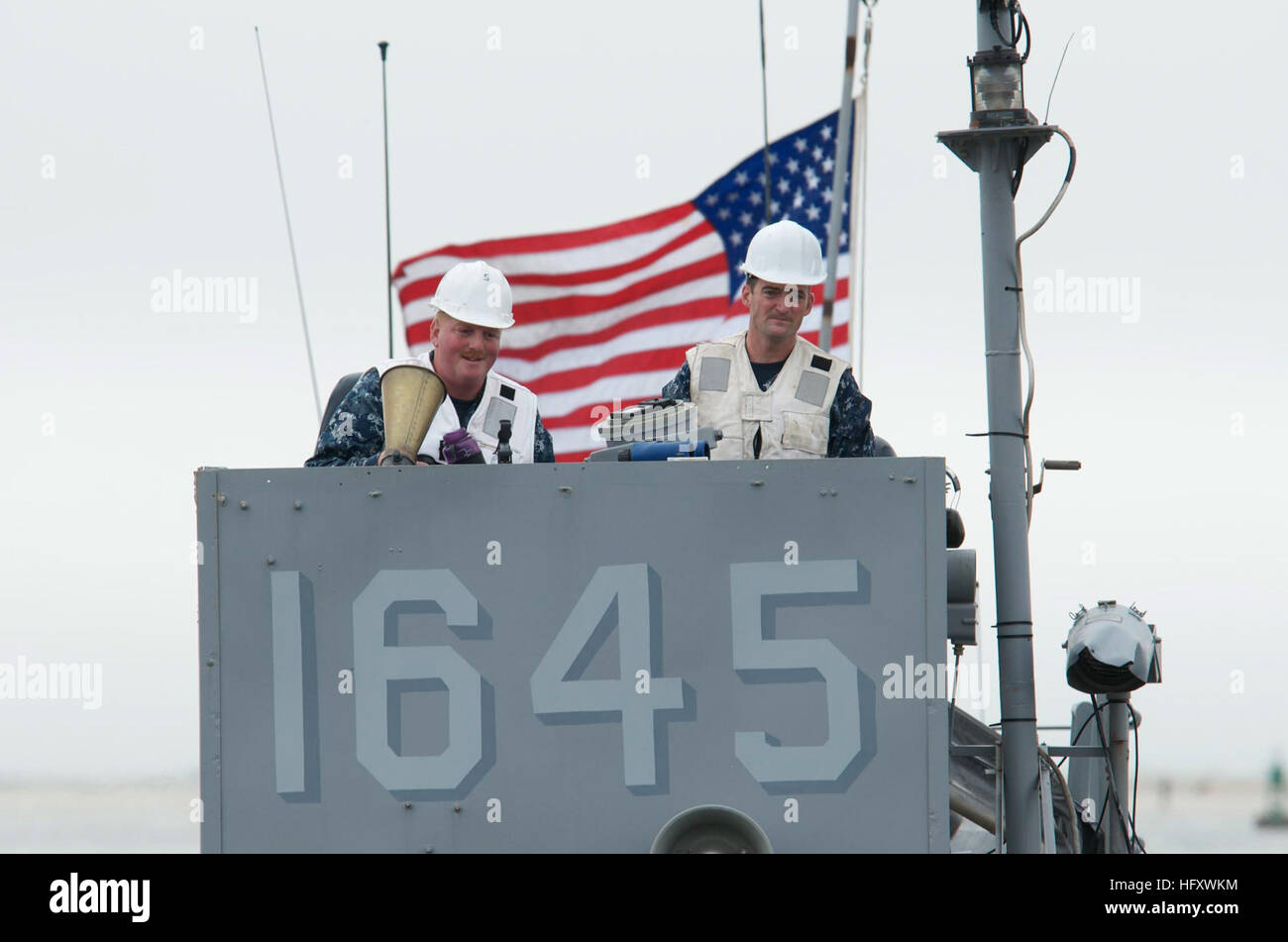 Landing craft utility lcu 1645 hi-res stock photography and images - Alamy