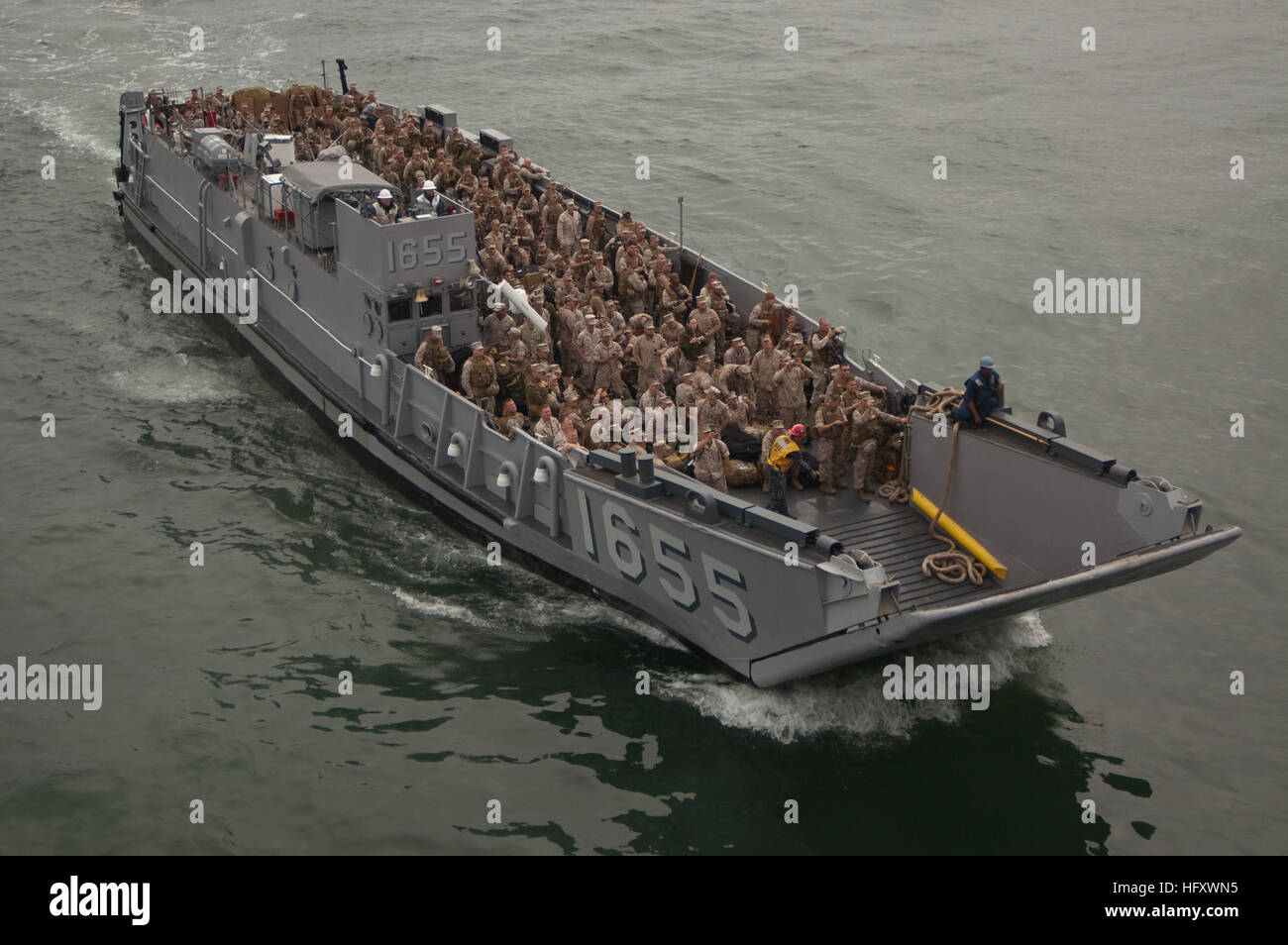 Landing craft utility lcu 1655 hi-res stock photography and images - Alamy