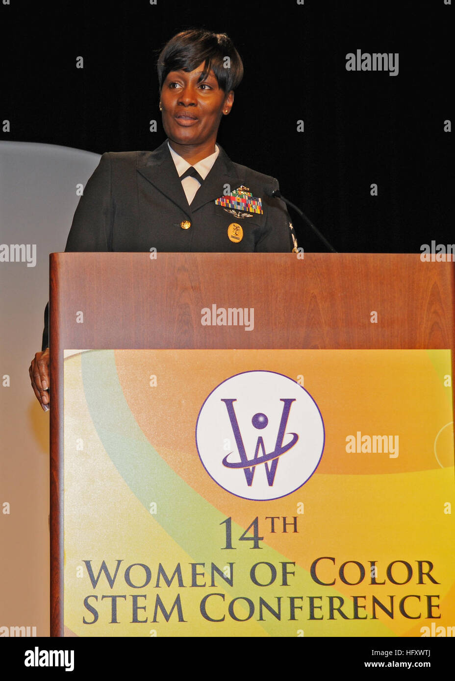 091031-N-7849S-001 DALLAS (Oct. 31, 2009) Command Master Chief Charlene ...