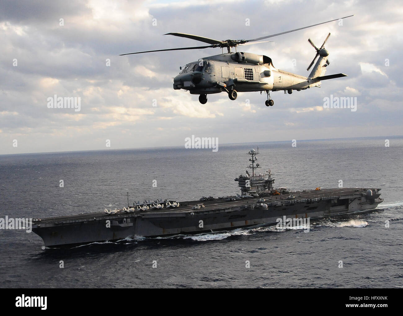 091118-N-3418M-098 PACIFIC OCEAN (Nov. 18, 2009) An SH-60B Sea Hawk ...