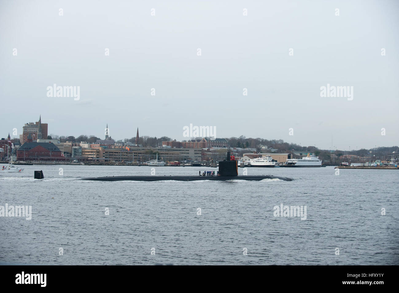 The attack submarine USS Miami (SSN 755) transits the Thames River en ...