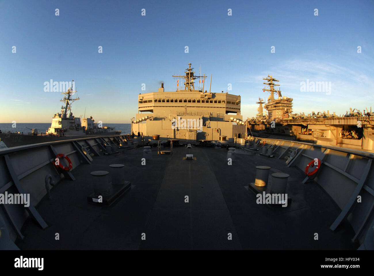 100114-N-2600H-187 NORTH ARABIAN SEA (Jan. 14, 2010) The Military Sealift Command fast combat ...