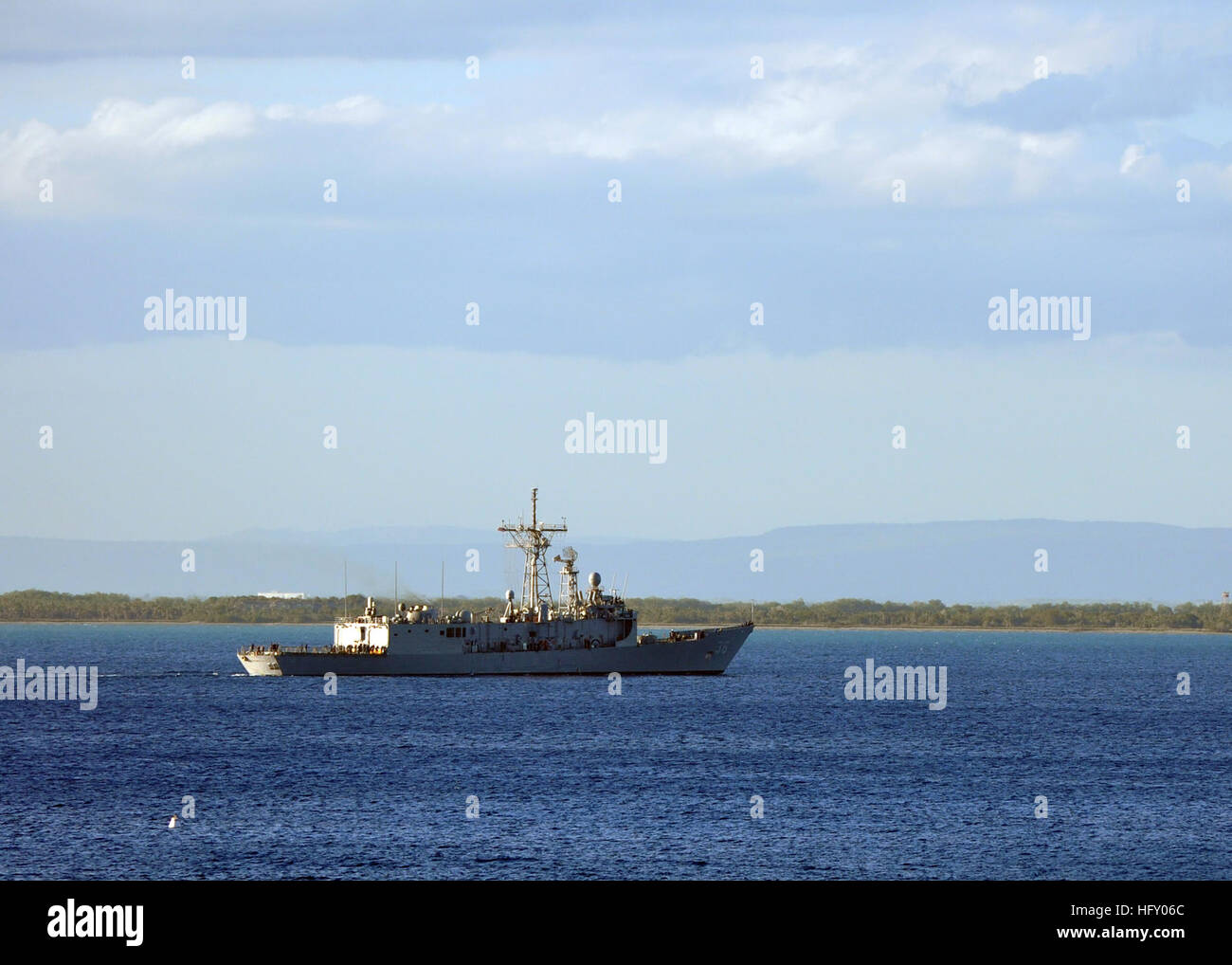 100115-N-8241M-056 GUANTANAMO BAY, Cuba (Jan. 15, 2010) The guided ...
