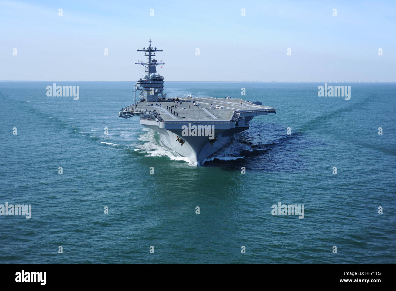 100127-N-1854W-070 ATLANTIC OCEAN (Jan. 27, 2010) The Nimitz-class ...