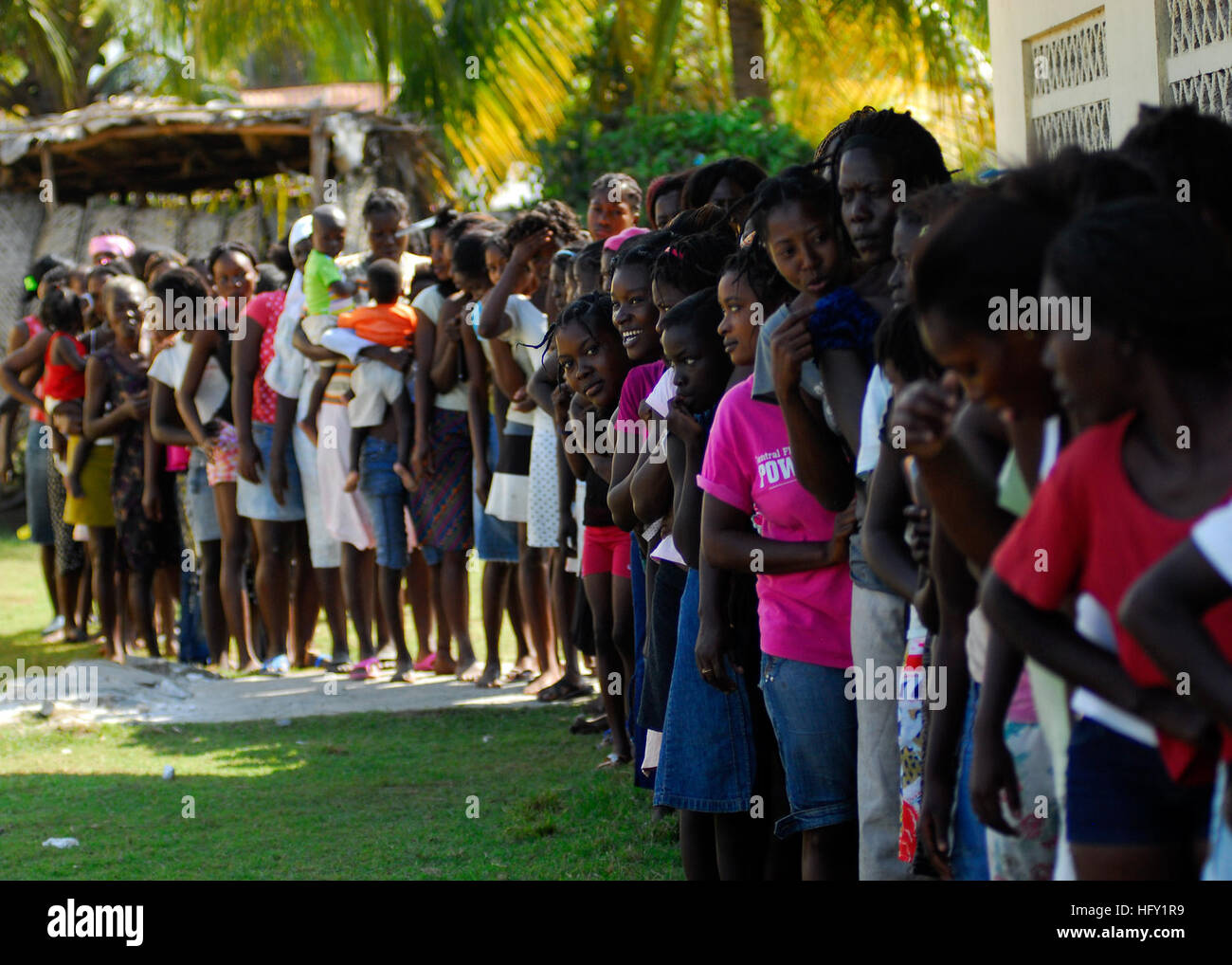 Ration queue hi-res stock photography and images - Alamy