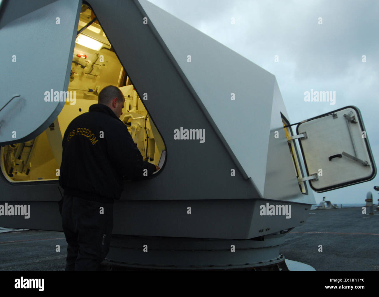 Mk 110 57mm gun hi-res stock photography and images - Alamy