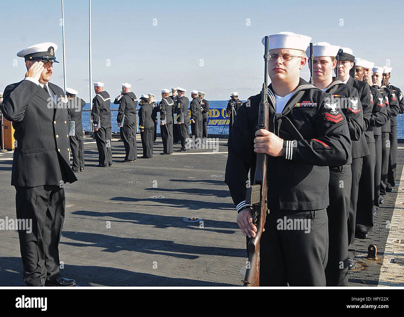 Burial with unit formation hi-res stock photography and images - Alamy