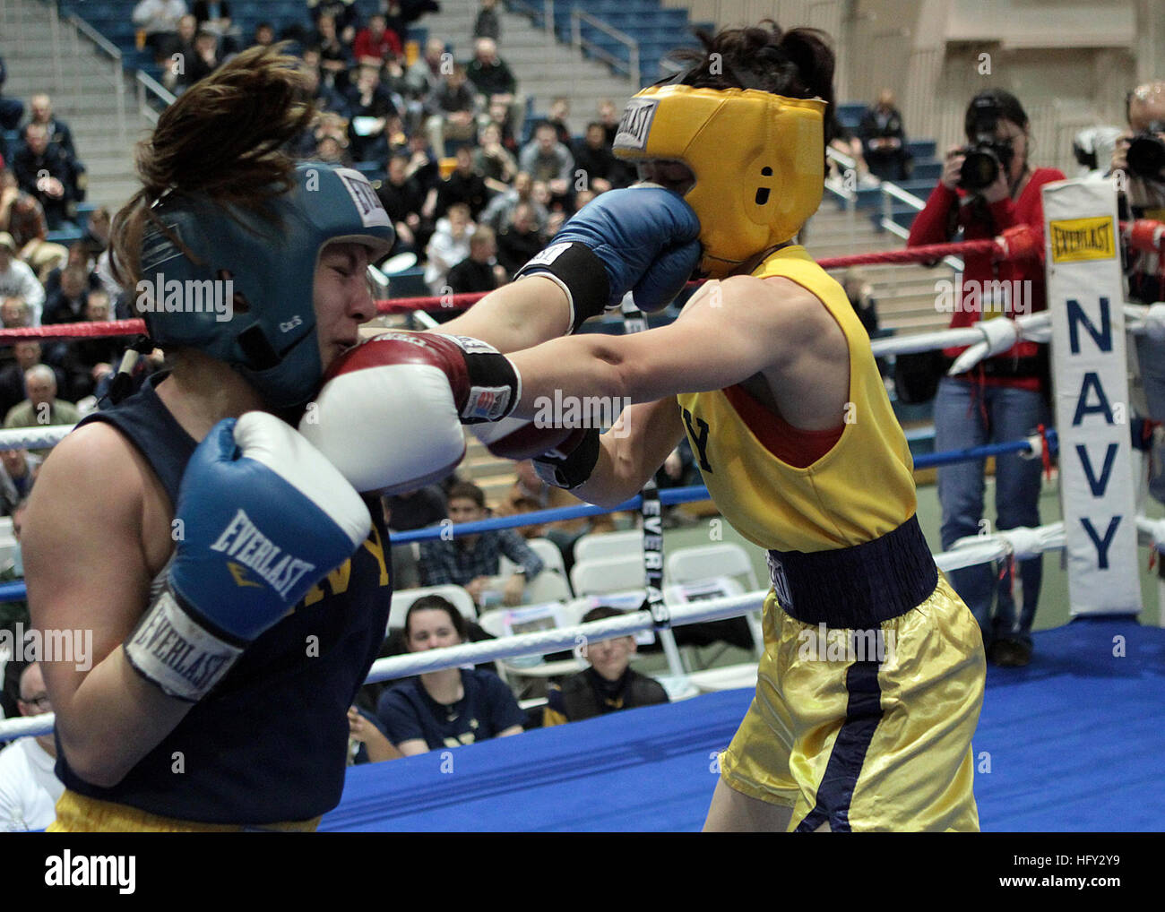 U s navy midshipman 2nd class hi-res stock photography and images - Alamy