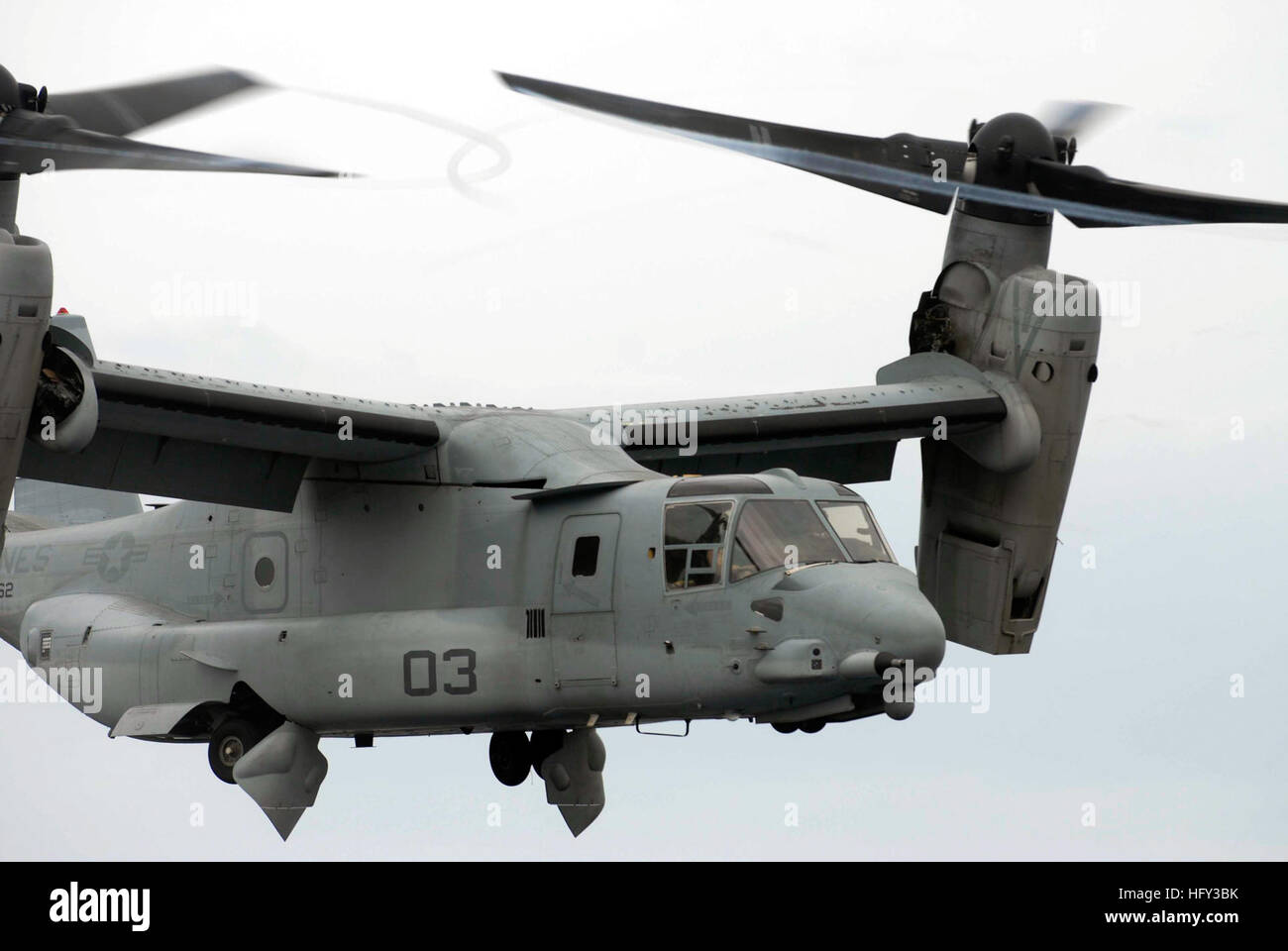 Golden eagles of marine medium tiltrotor squadron vmm 162 hi-res stock ...