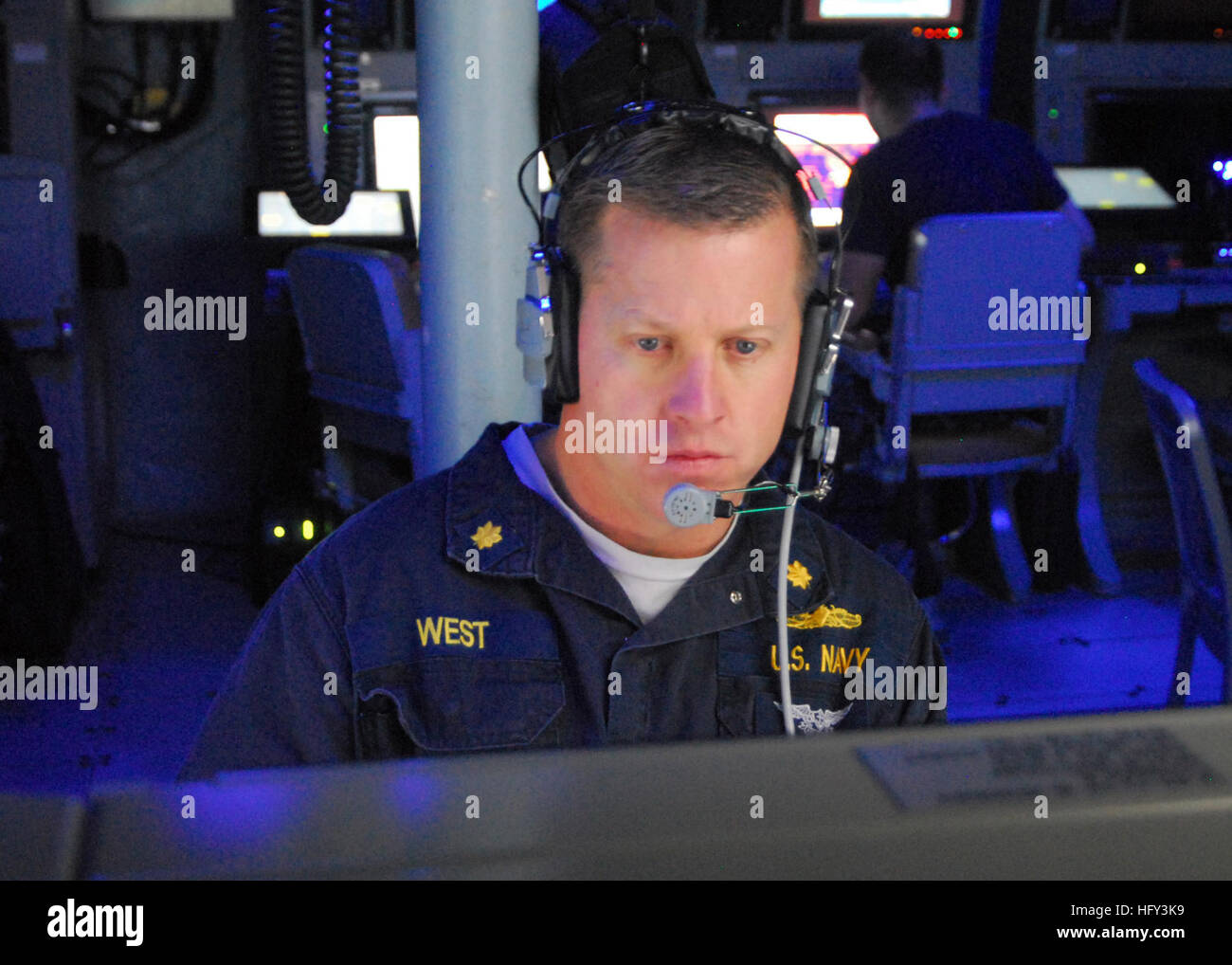 U s navy tactical action officer hi-res stock photography and images ...