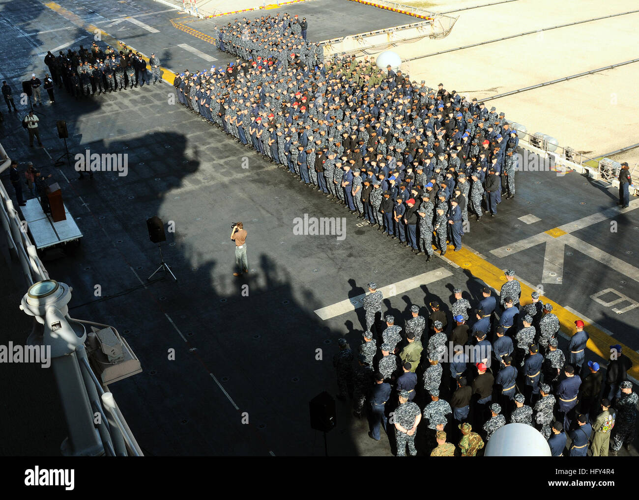 100402-N-4649B-030 MOREHEAD CITY, N.C. (April 2, 2010) Capt. Tom Negus ...