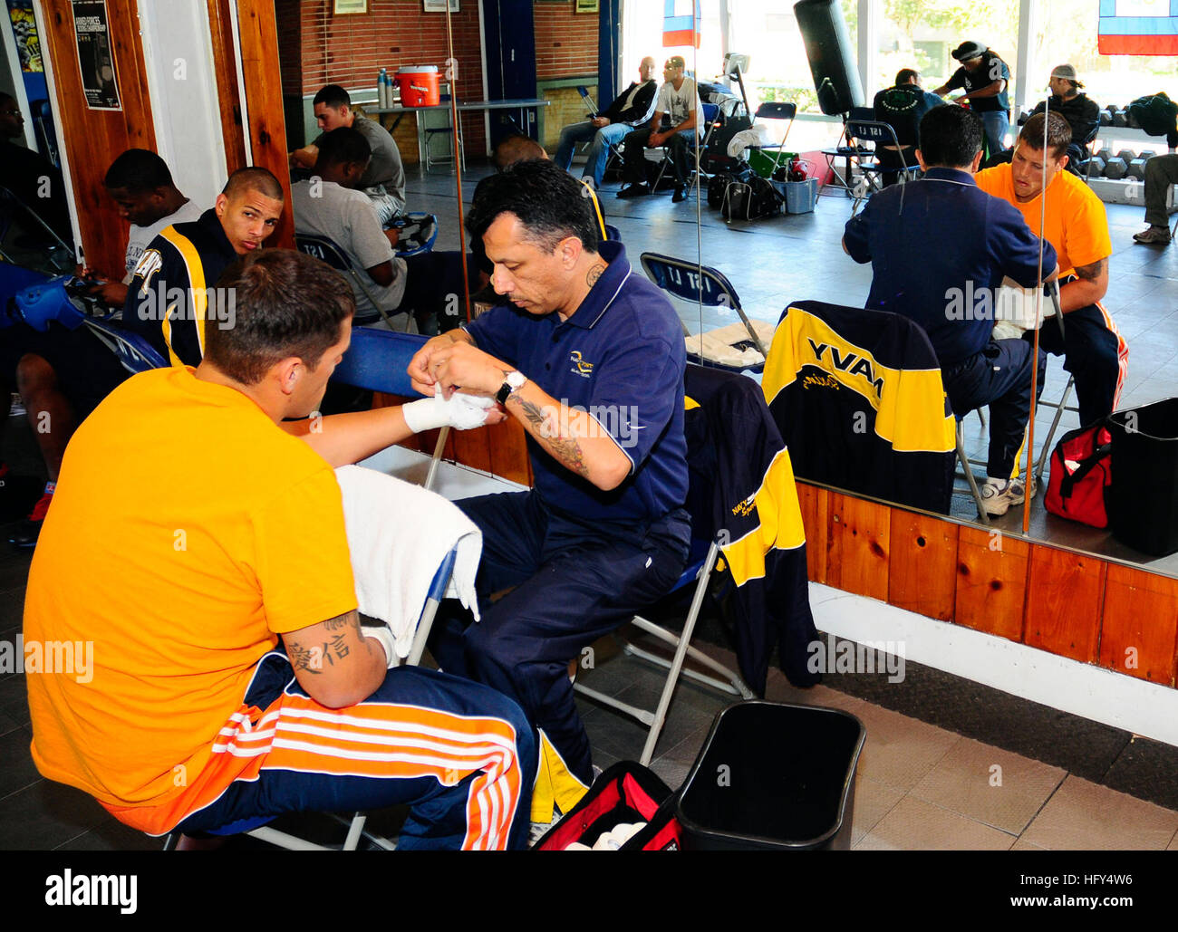 All navy boxing team hi-res stock photography and images - Alamy