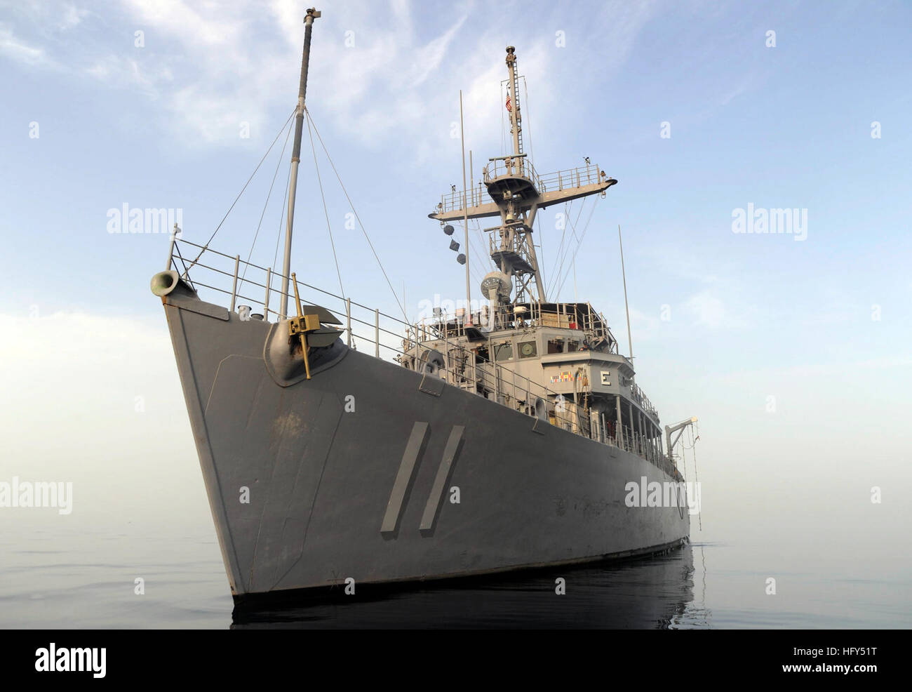Uss gladiator mcm 11 hi-res stock photography and images - Alamy